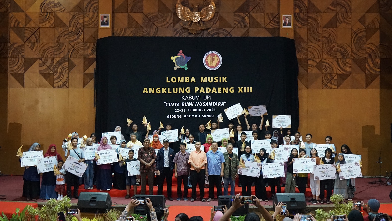 Lomba Musik Angklung Padaeng XIII Hasilkan Jawara Angklung – BERITA UPI